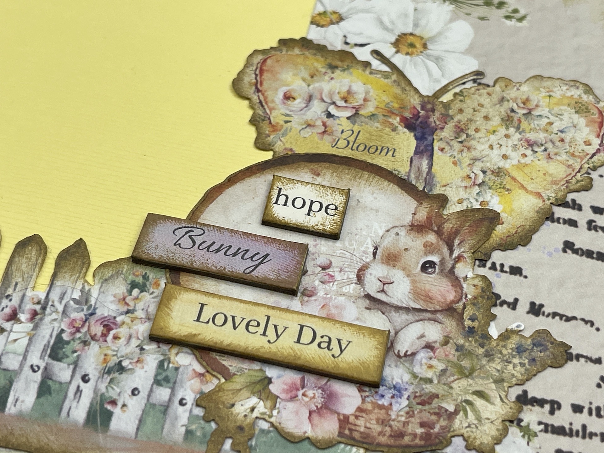 Prima in Full Bloom Quad Layout Kit - Scrapbook Super Station