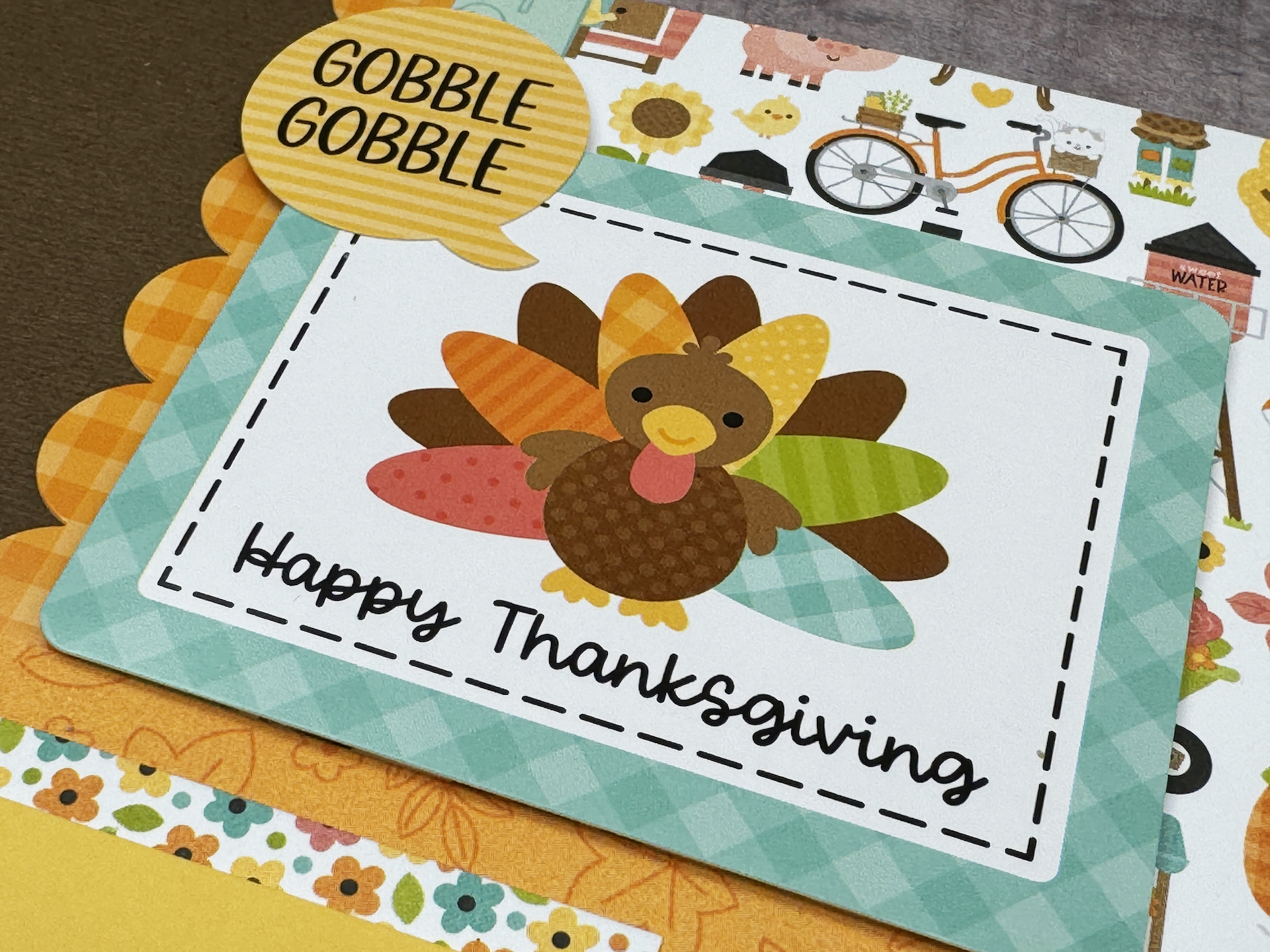 Doodlebug Farmhouse - Scrapbook Super Station